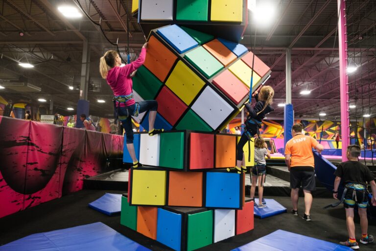 Trampoline Center in Montreal and Quebec City | iSaute